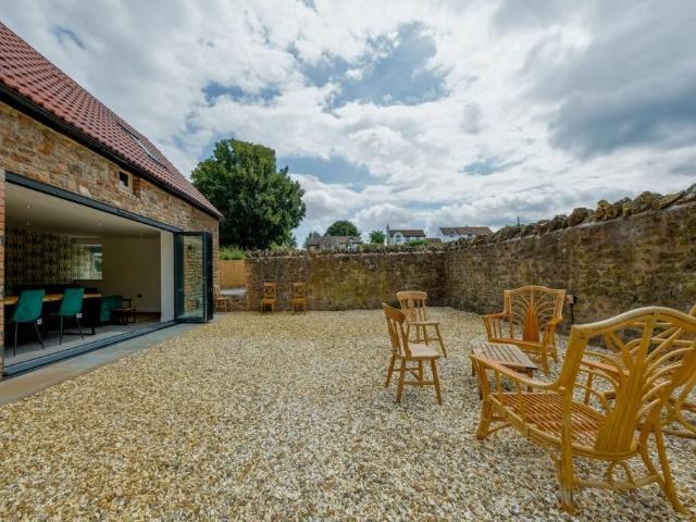 house for rent in Bath Road, BS40 7TH