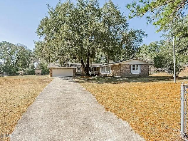 House for Rent in Beaufort, South Carolina, Ref# 202070817