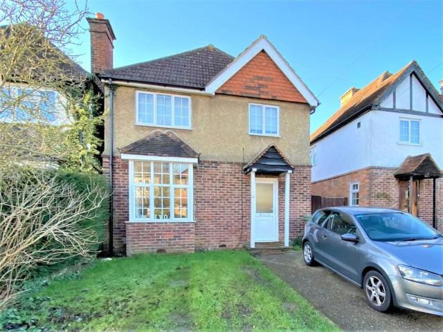 house for rent in Beckingham Road, GU2 8BN