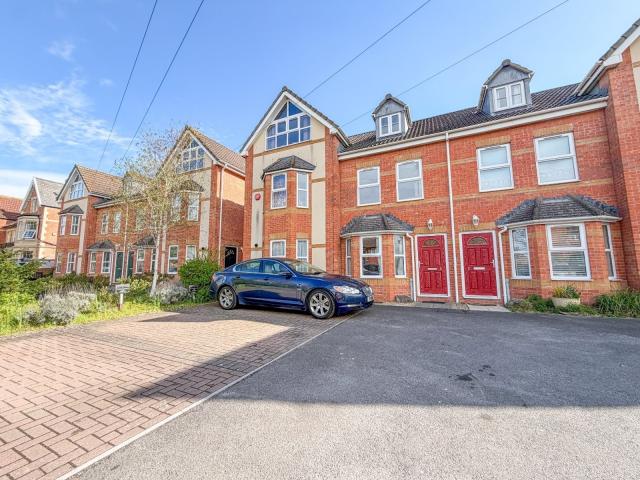 house for rent in Beechwood Court, Berrow Road, Burnham On Sea, Somerset