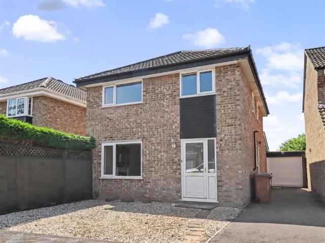 house for rent in Billing Close, NR6 7EL