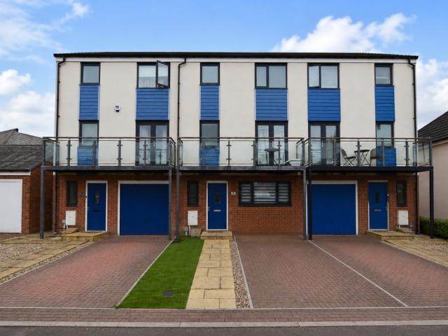 house for rent in Bowden Close, NE13 9GB