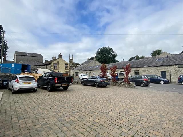 house for rent in Bowlers Cottage, 2 Cross Daggers Cottages