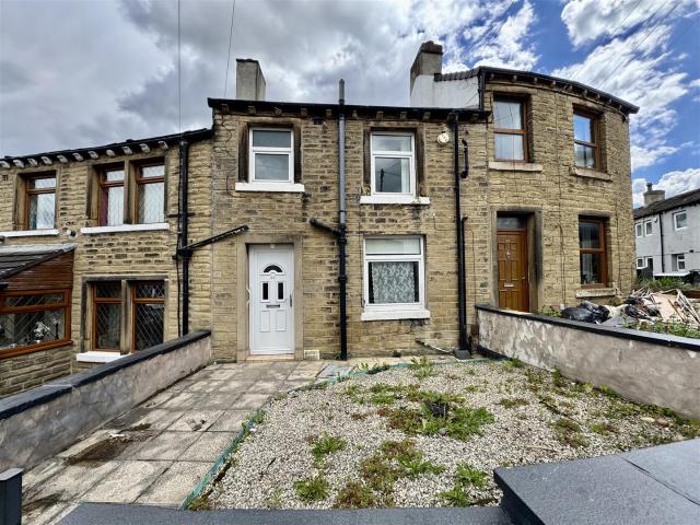 house for rent in Brow Road, Paddock, Huddersfied, HD1 4TP