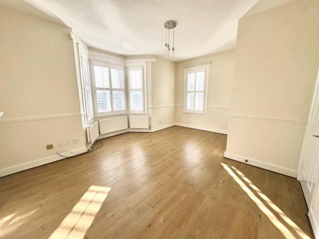house for rent in Brockley, London, SE4 Howson Road
