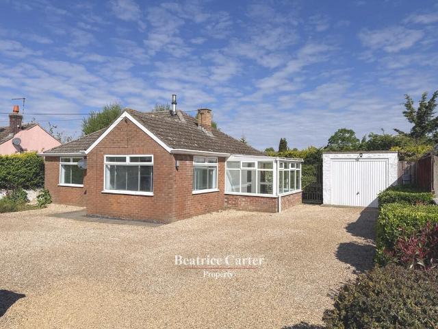house for rent in Broom Road, IP27 9ET