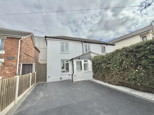 house for rent in Brassey Road, BH9 1PT