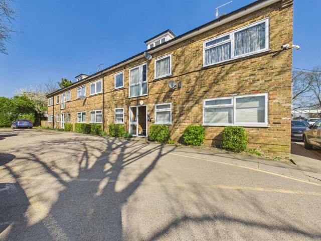 house for rent in Breakspear Road North, UB9 6NR