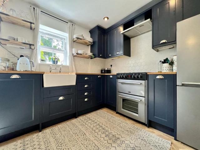 house for rent in Brickhouse Lane, S17 3DQ