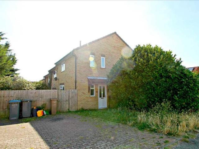 house for rent in Brightwell Close, IP11 2YJ