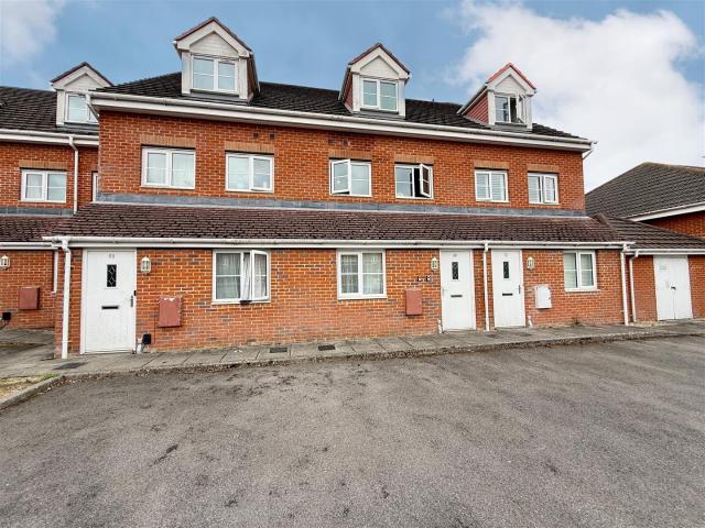 house for rent in Bright Wire Crescent, Eastleigh