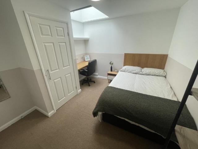 house for rent in Burton Road, LN1 3LS