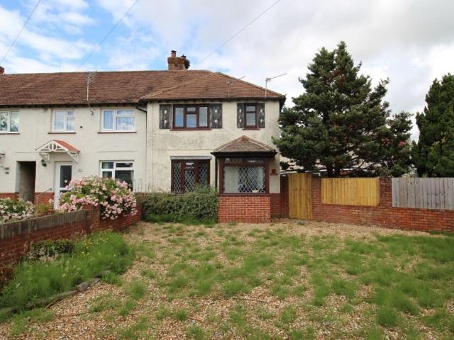house for rent in Burns Road, SO50 5DW