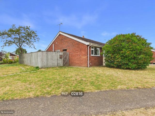 house for rent in Bushman Gardens, Bramford, Ipswich, Suffolk, UK, IP8 4HE