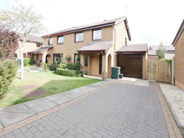 house for rent in Candlemaker`s Park Edinburgh