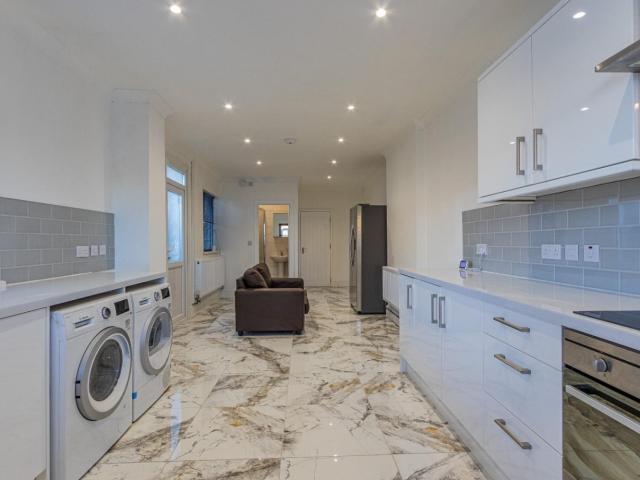 house for rent in Caerphilly Road, Cardiff, CF14 4QB