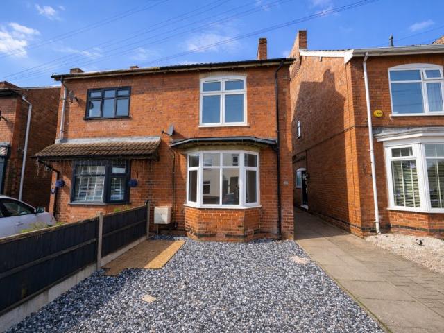 house for rent in Central Road, LE67 2FH