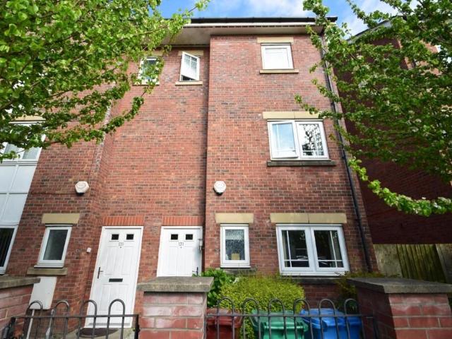 house for rent in Chorlton Road, M15 4JG