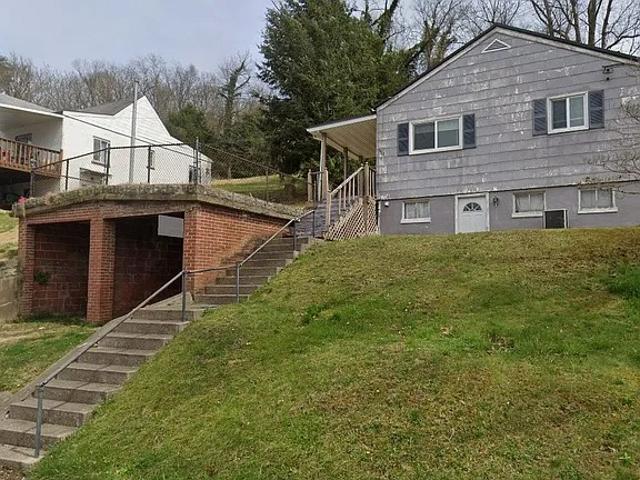 House for Rent in Charleston, West Virginia, Ref# 201989111