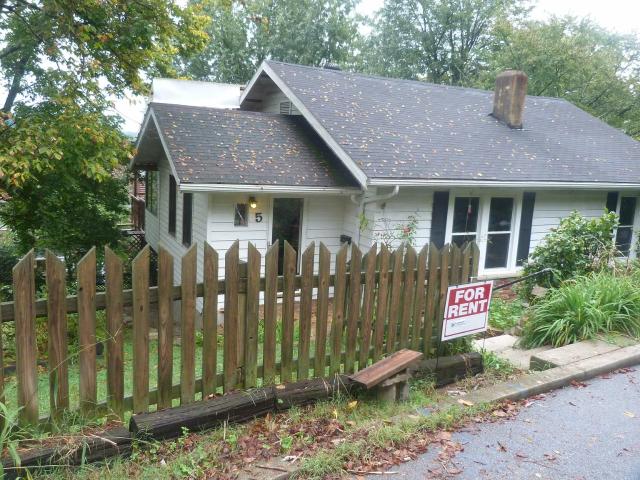 House for Rent in Charleston, West Virginia, Ref# 202082235