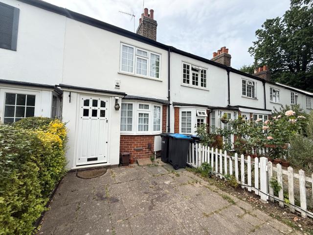 house for rent in Chase Green, Enfield, Enfield