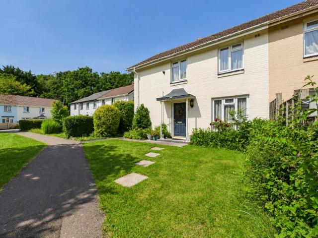 house for rent in Chilworth Close, SO16 7JJ