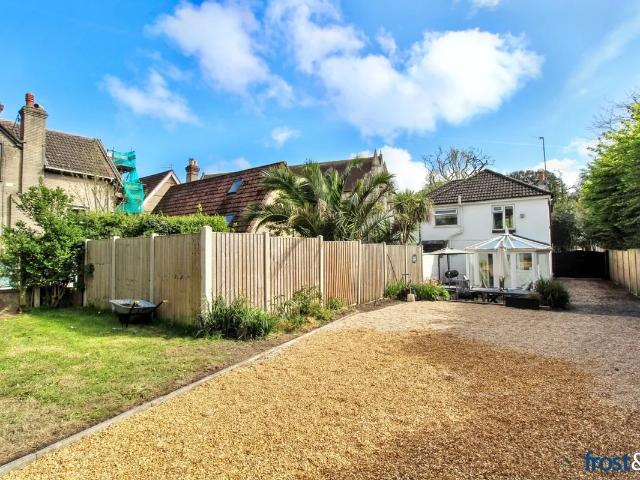 house for rent in Church Road, Ashley Cross, Poole