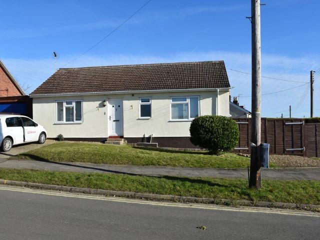 house for rent in Church Road, IP14 2AZ