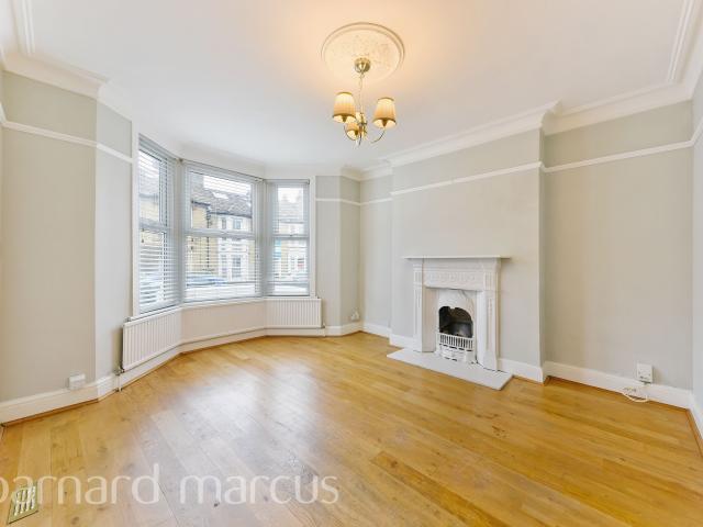 house for rent in Churchill Road, South croydon, South croydon