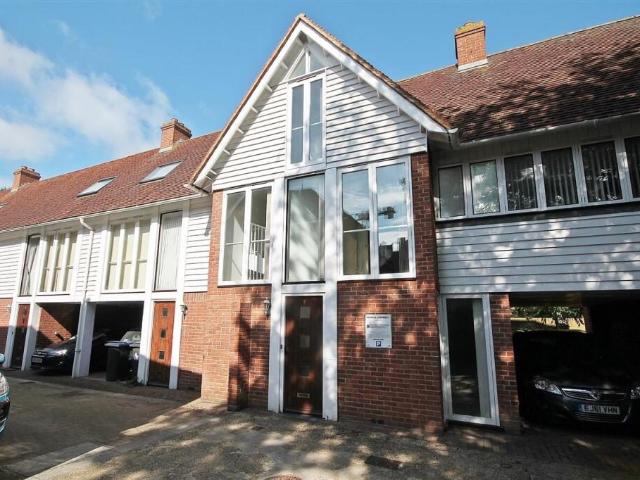 house for rent in Cobden Place, CT1 2DU