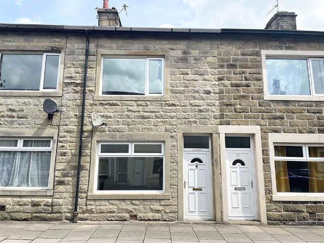 house for Rent in Colin Street, Barnoldswick, Lancashire, BB18 5EW