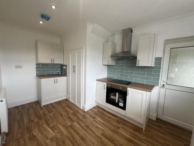 house for rent in Coronation Road, DN7 5EU