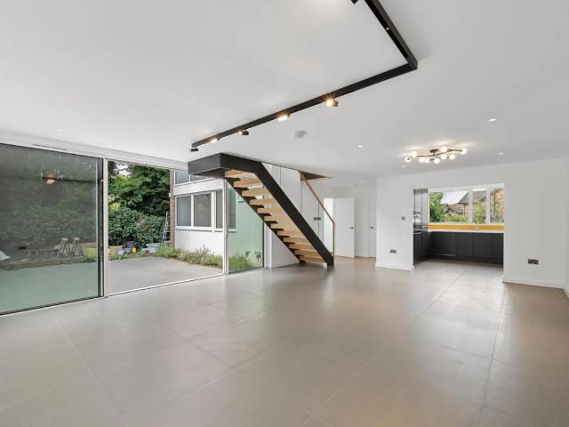 house for rent in Cottenham Drive, West Wimbledon, SW20