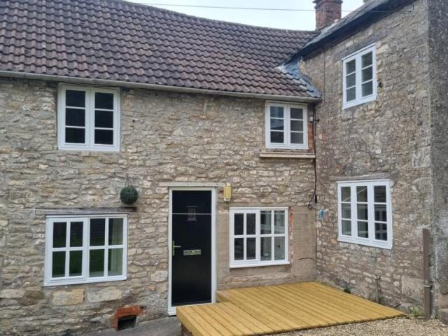 house for rent in Cowl Street, BA4 5EP