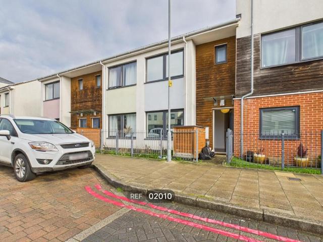 house for rent in Cowper Crescent, CO4 5XT