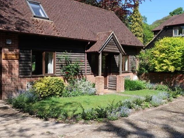 house for rent in Clovelly Cottage, 60, Christchurch Road, Winchester, SO23 9SY