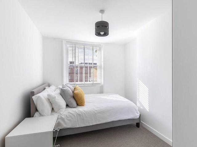 house for rent in Clarence Street, GL50 3LB