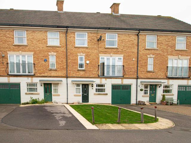house for rent in Clegg Square, Shenley Lodge, Milton Keynes, MK5