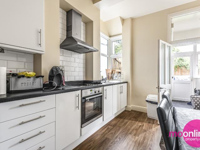 house for rent in Clifton Gardens, London