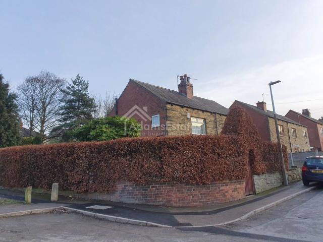 house for rent in Clutton Street, Batley