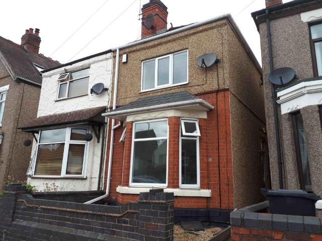 house for rent in Croft Road, CV10 7EH
