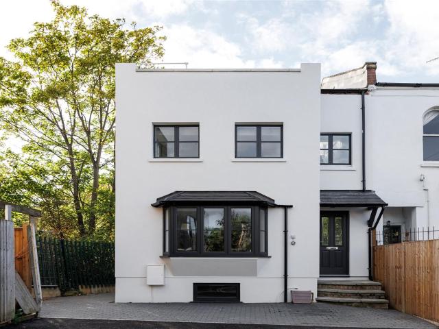 house for rent in Crofton Road, London