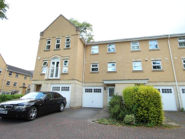 house for rent in Cromwell Close, Bromley, Kent, BR2 9GB