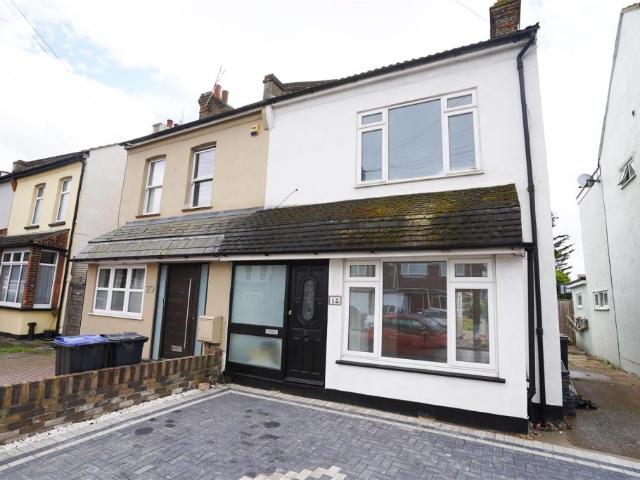 house for rent in Cromwell Road, SS2 5NQ