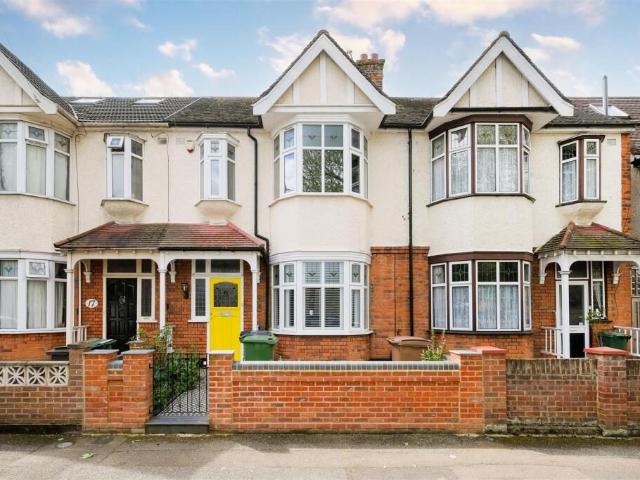 house for rent in Crawley Road, E10 6RJ