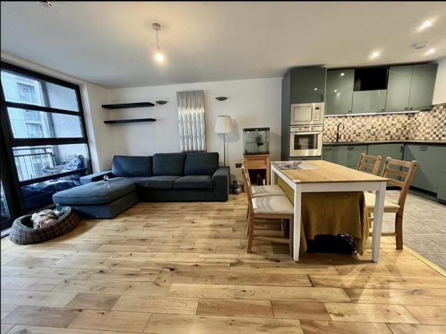 house for rent in Creek Road, SE8 3DB
