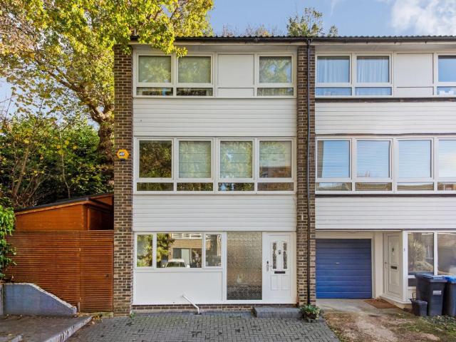 house for rent in Crystal Palace, London, SE19 Wakefield Gardens