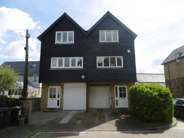house for rent in Daniels Court, Island Wall, Whitstable
