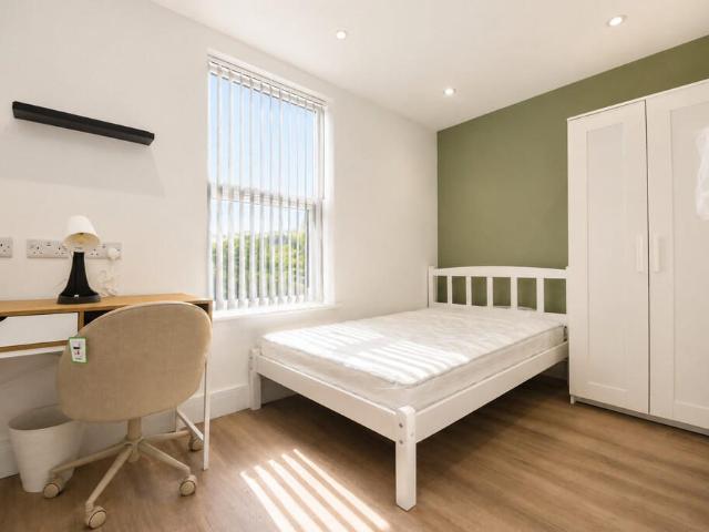 house for rent in David Road, CV1 2BW