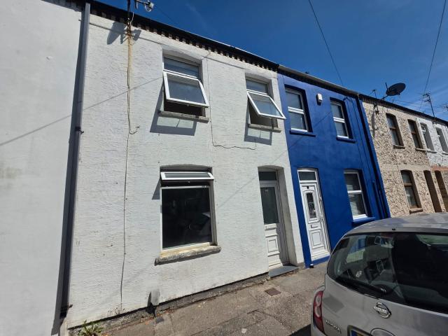 house for rent in Davies Street, Barry, CF63